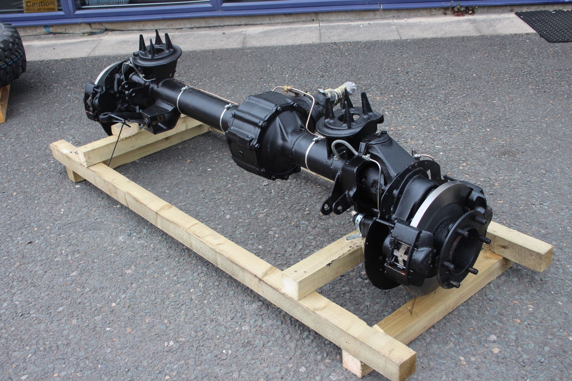 REWORKED FRONT AXLE FOR UNIMOG U1300L 435 115 | Atkinson Vos