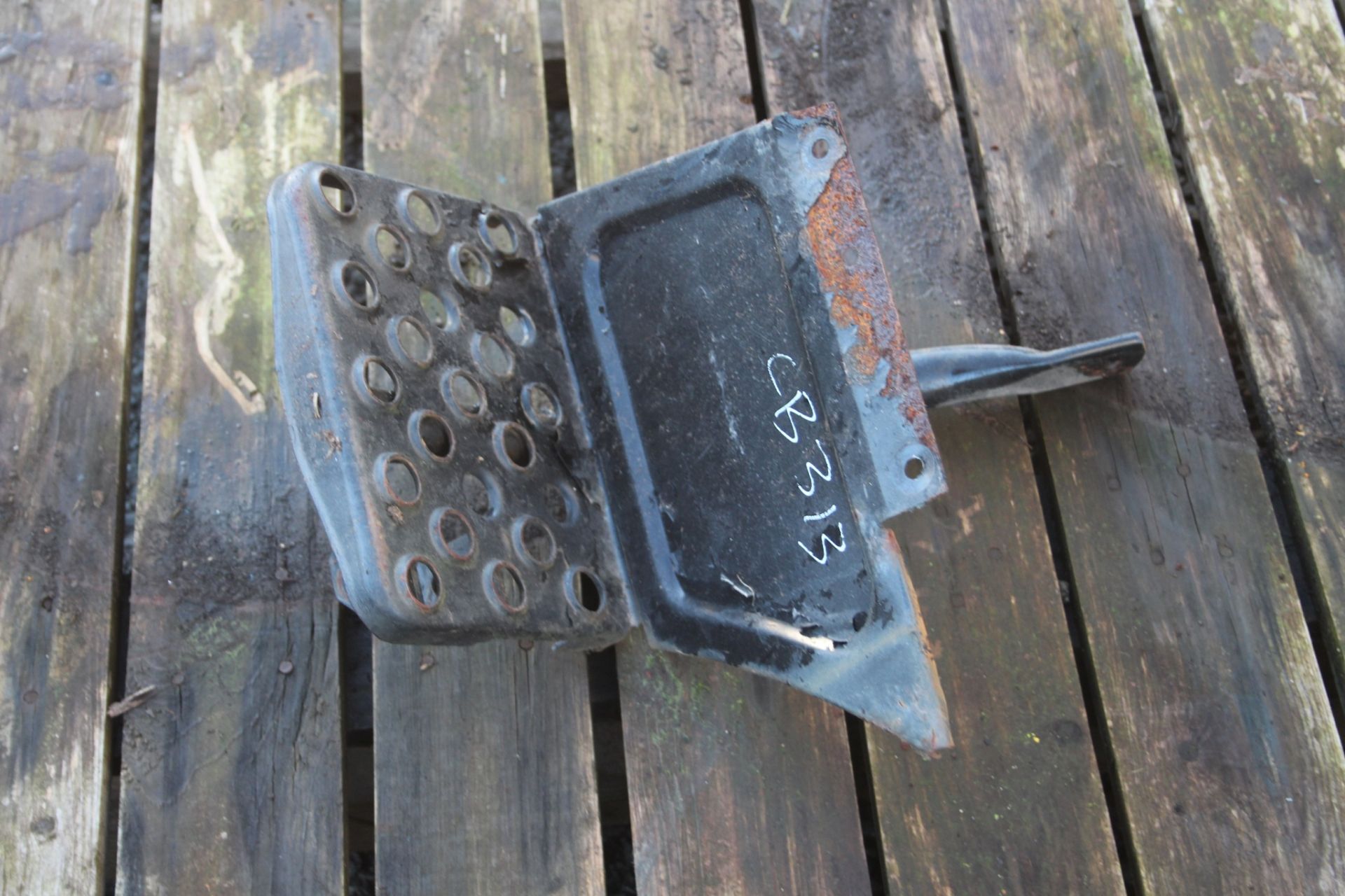 USED O/S TOP STEP SBU MODEL UNIMOGS | Atkinson Vos