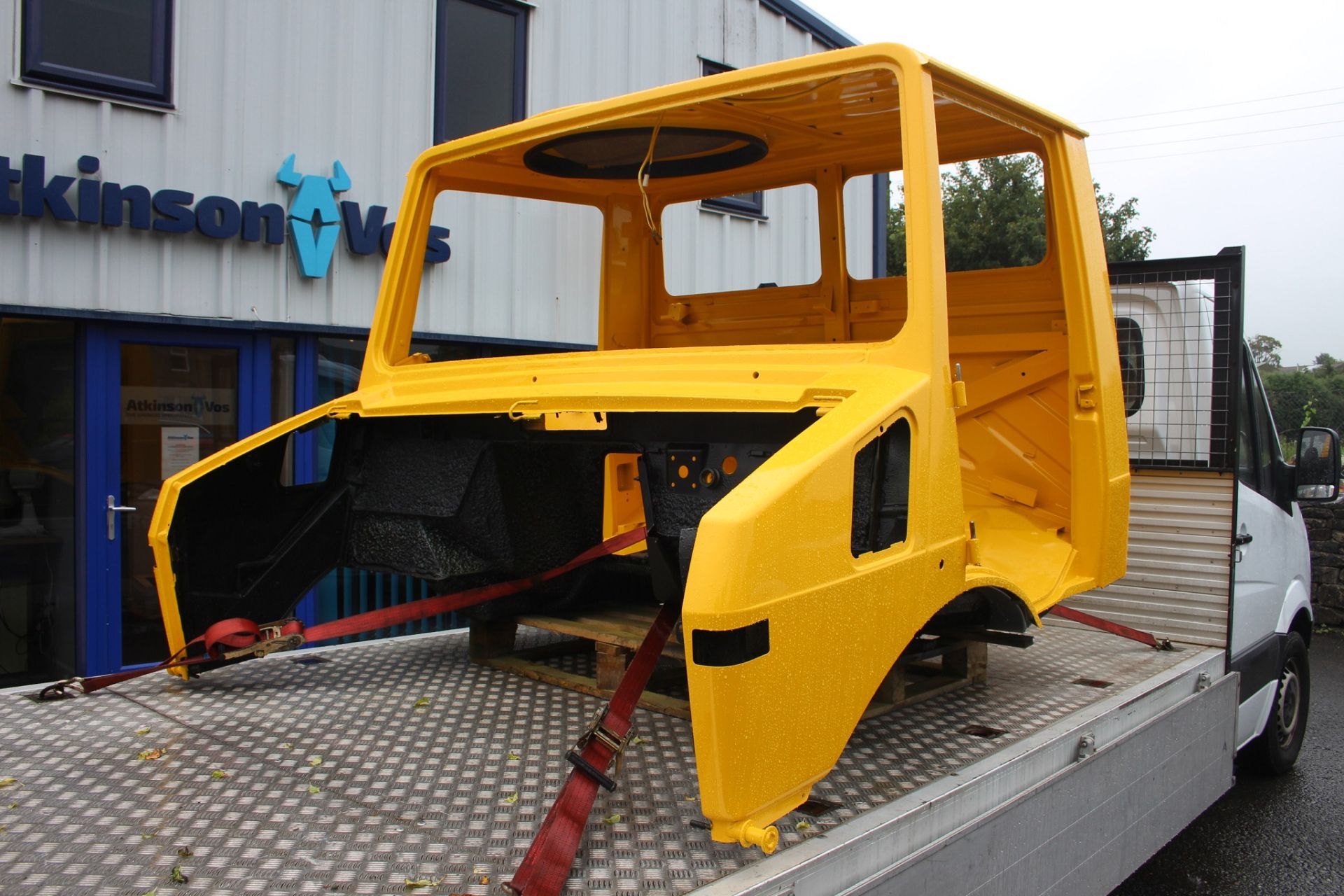 fully refurbished cab | Atkinson Vos