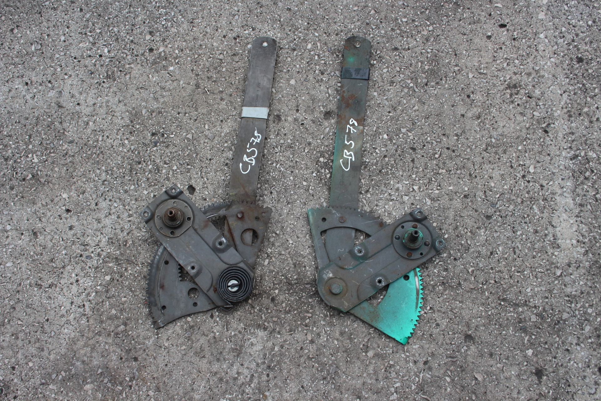 WINDOW WINDER MECHANISMS SBU/UHN | Atkinson Vos