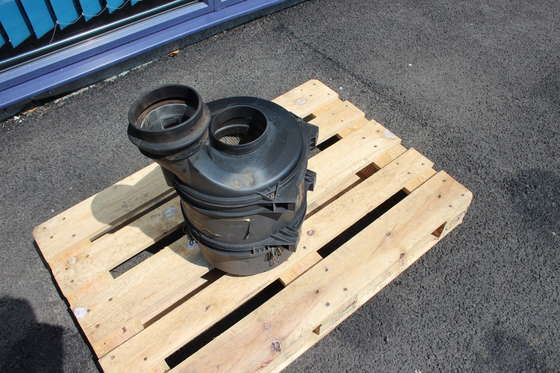 AIR FILTER HOUSING U300-500 | Atkinson Vos