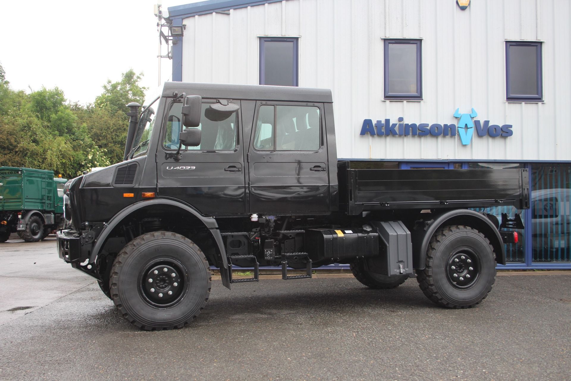 NEW DOKA UNIMOG BODY | Atkinson Vos